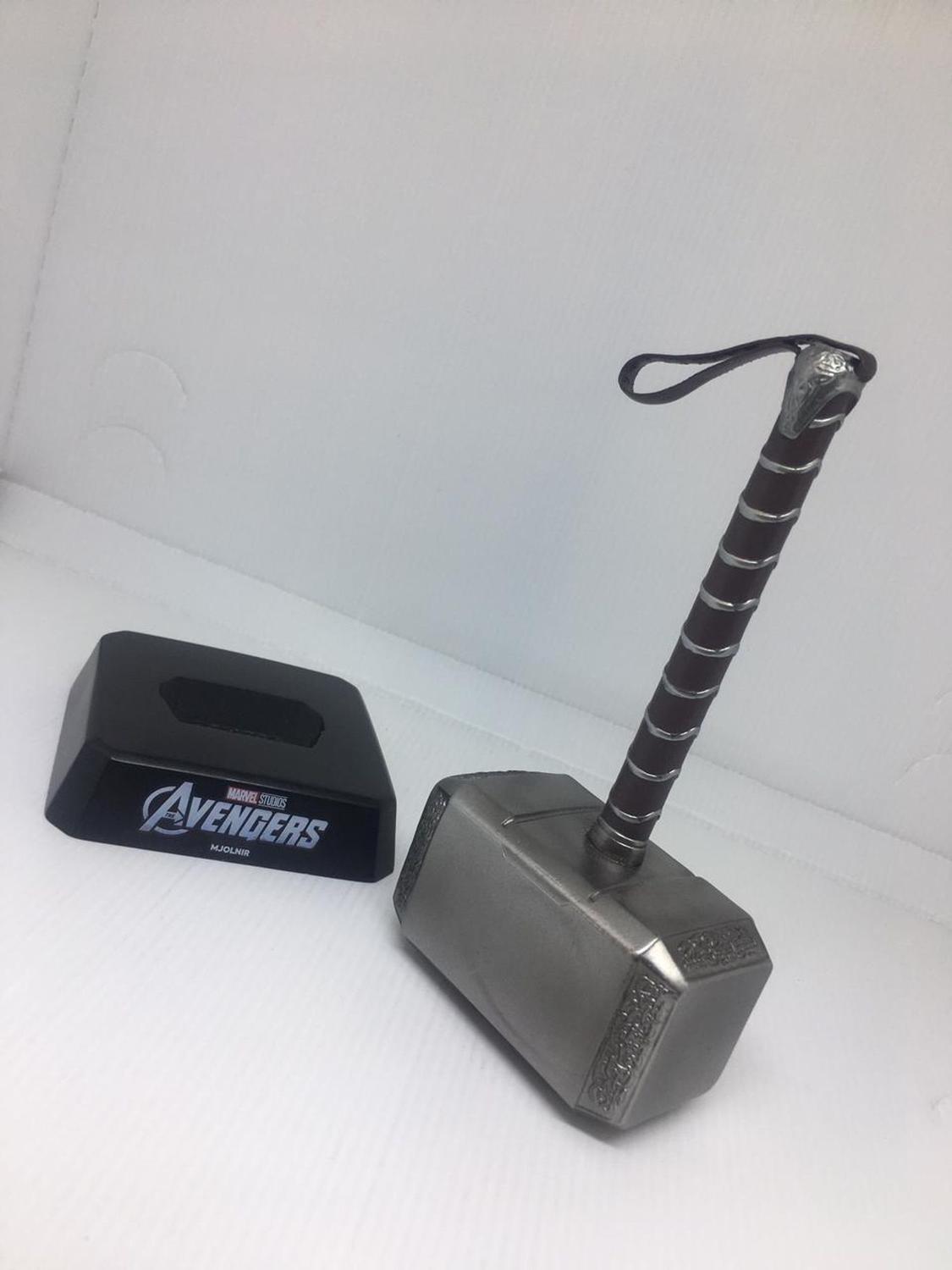 Coleção Marvel Museum Artifacts Martelo Thor Mjolnir 1:3 - Eaglemoss ...