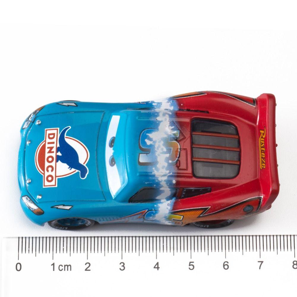doc hudson carro azul de cars