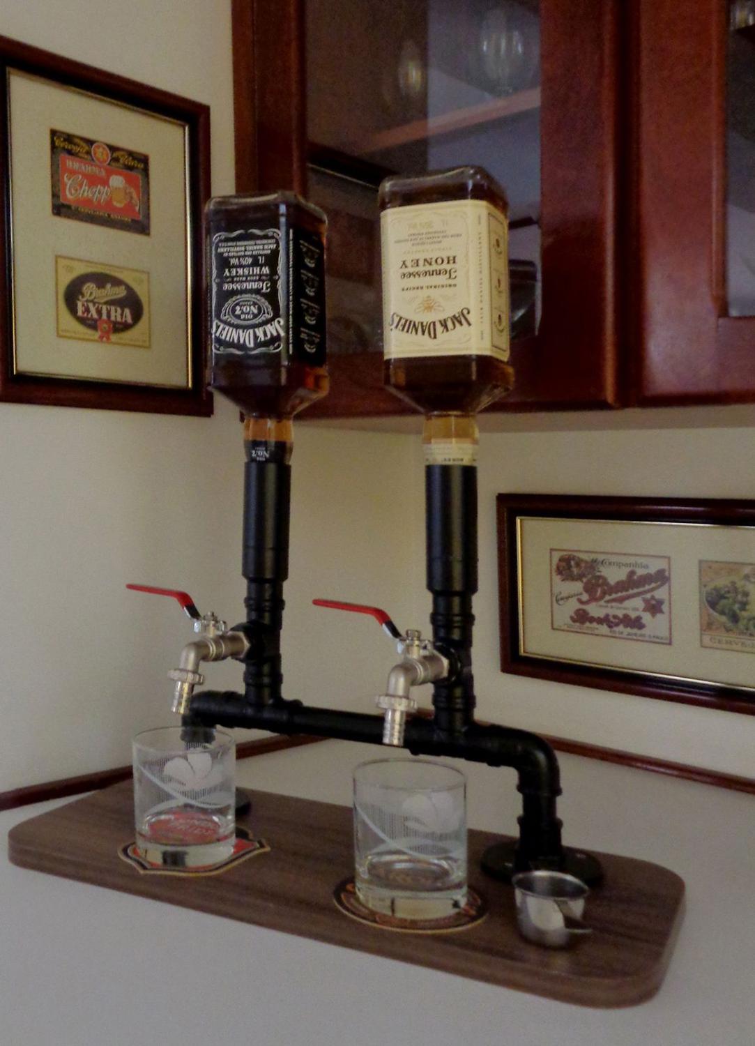 Dispenser Dosador Serve Bebidas Drinks Whisky Bar Adega Estilo ...