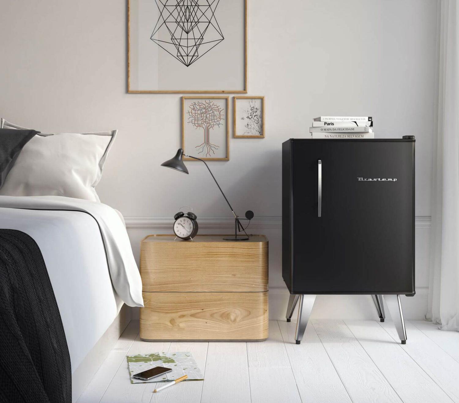 Frigobar Brastemp Retro 76 litros Preto - Frigobar - Magazine Luiza