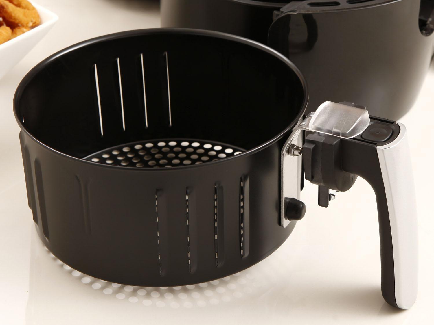 Fritadeira Elétrica Sem Óleo/Air Fryer Ultra - AF-10 Preta e Prata 2L ...