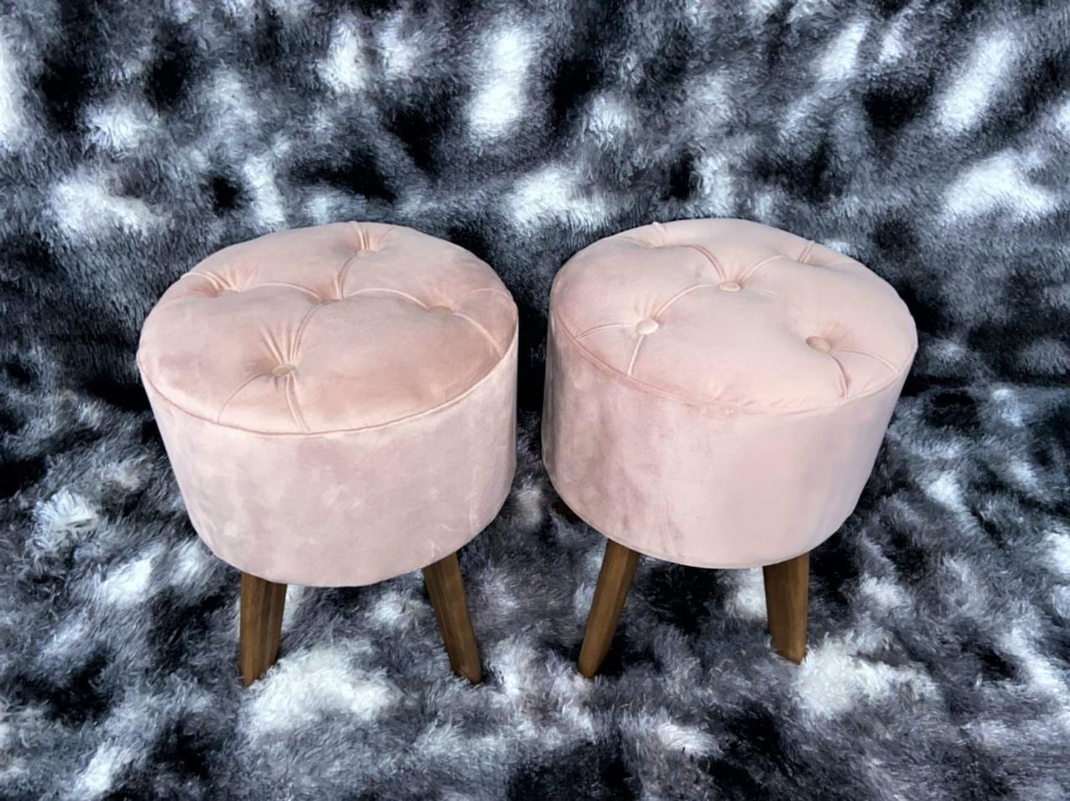 Puff Capitone Redondo-tecido Veludo-pés Em Madeira De Pinus. - Cir ...