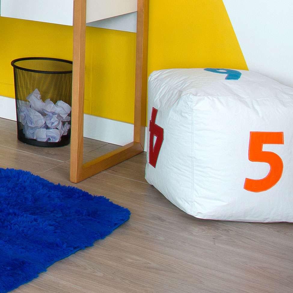 Puff Infantil Dado I Corino Branco e Colorido - Phoenix Puff - Puffs ...