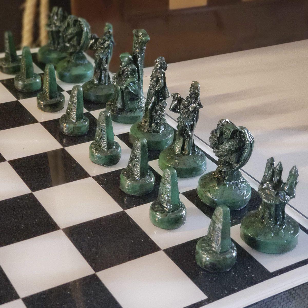 Tabuleiro de Xadrez Nerd Castelo de Batalha RPG 32 peças - Verito ...