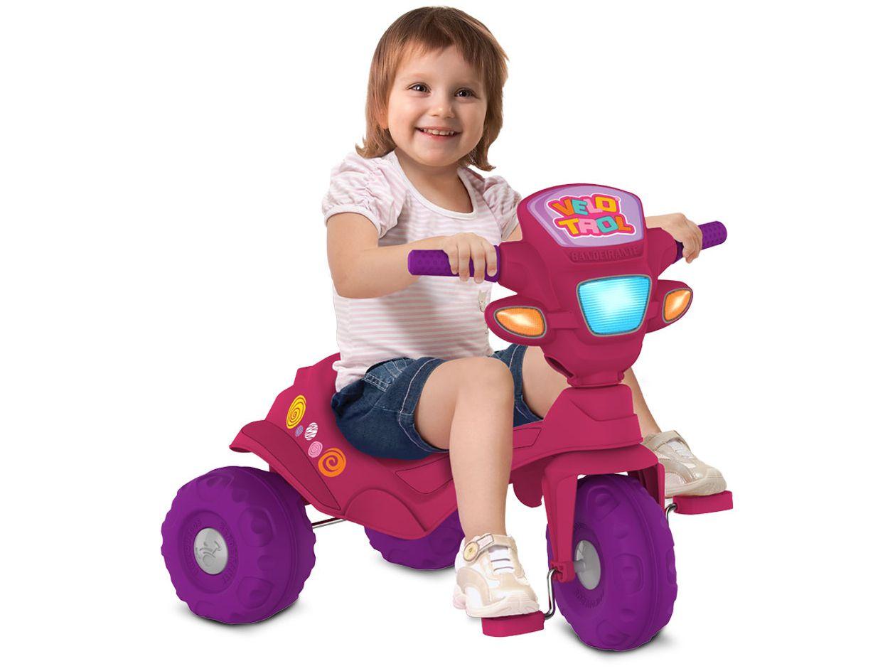 Triciclo Infantil Velotrol com Empurrador Bandeirante