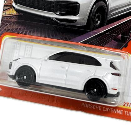 Carrinho Matchbox Porsche Cayenne Turbo Branco HVL68 Mattel - Carrinho ...