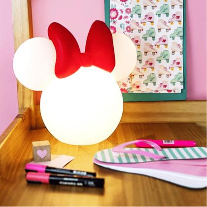 Luminária De Mesa Minnie Disney E Linda Com Lâmpada LED Cor RGBW ...