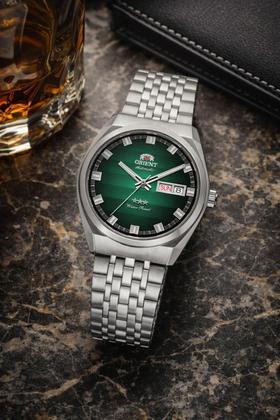 Relógio Orient Masculino Automático Heritage 3 Estrelas Safira Verde ...
