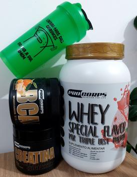 1 Whey Special PRO CORPS sabor morango + bbcaa sabor limão PRO CORPS ...