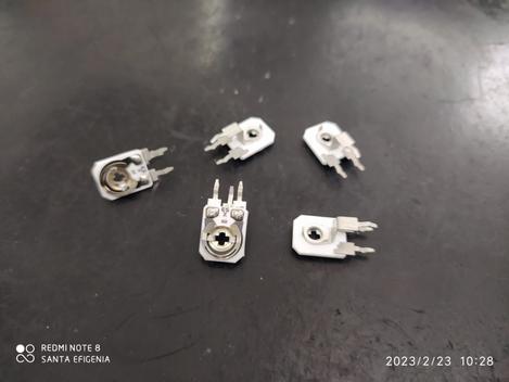 30x Trimpot Mini Vertical 5k 9mm Hokuriku - Trimpot - Magazine Luiza