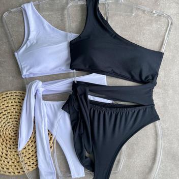 Body Maiô zoe Com Bojo Moda Praia Gringas - Gringas Model - Body ...