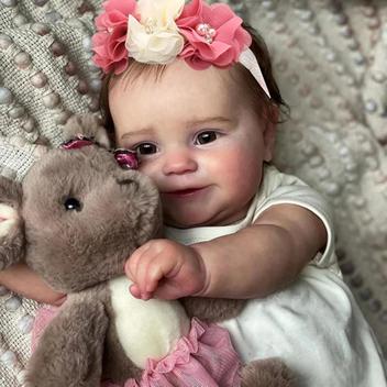 Boneca Bebê Reborn Realista 50cm, Maddie, Veias Visíveis Pintadas À Mão ...