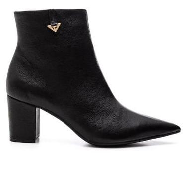 Bota Feminina Em Couro Com Salto Bloco Via Marte 236-003-01 - Bota Feminina - Magazine Luiza