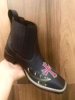 Botina Bota Country Texana Feminina Cano Curto Bordado - GENERICA ...