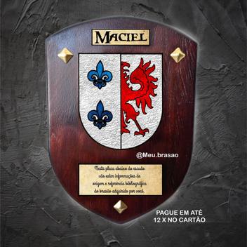 Brasão da família MACIEL na madeira - @meu.brasao - Lâmina de Estilete ...
