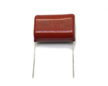 Capacitor Poliéster Marrom 6.8MF/250V - Multcomercial - Capacitor ...