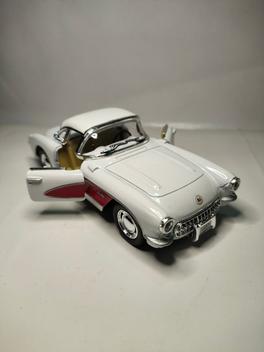 Carrinho Miniatura Chevrolet Corvette 1957 Escala 1/34 Kinsmart ...