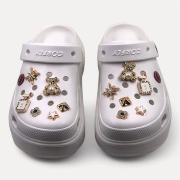 Chinelo Babuche Plataforma Feminino da Corfly - Babuche / Clog ...
