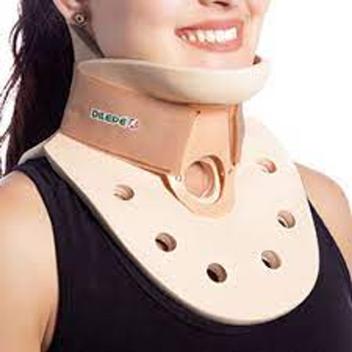 Colar cervical philadelphia dilepe - Dilepé - Colar Cervical - Magazine ...