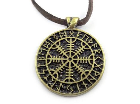 Colar Elmo do Terror Amuleto Viking de Proteção - MP Símbolos - Colar ...