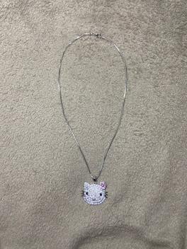 Colar Hello Kitty Pedraria - Giwish - Colar - Magazine Luiza