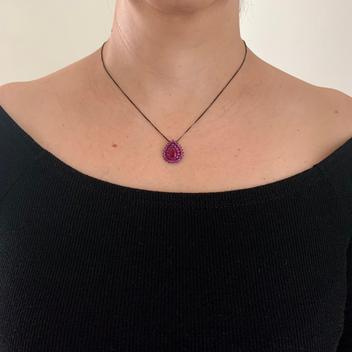 Colar Pedraria Gota Rubi - Bia Jóias Contemporâneas - Brinco - Magazine ...