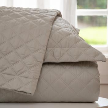 Colcha trapuntada cetim 300 fios Ônix lisa - Scavone - Cobre-Leito e ...