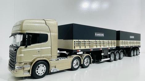 Conjunto Scania Bitrem Graneleiro 3x3 Escala 1:32 - Diesel Miniaturas ...