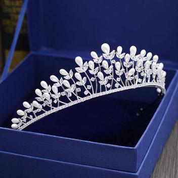 Coroa Tiara Arranjo Cabelo Noiva Prata Zirconia E Perola - De Castro ...