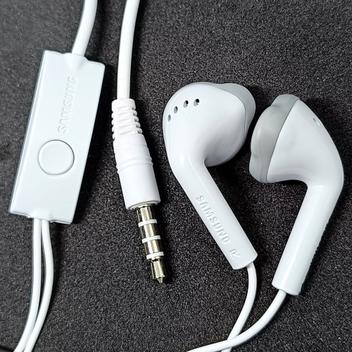 Fone De Ouvido Samsung Original Branco EHS61ASFWE - Fone de Ouvido com ...