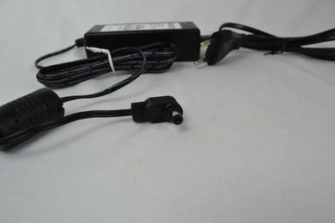 Fonte Compatível Roland Acj Adaptor Only Dc 12v 1.6a C. Neg - All ...