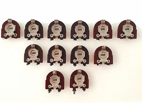 Kit 15 Mini Trimpot 1k0 Horizontal - Trimpot - Magazine Luiza