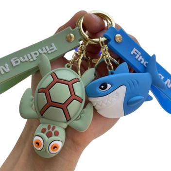 Kit Chaveiros 3d Crush Tartaruga E Bruce Tubarão Chave Carro Procurando ...