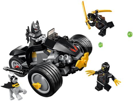 LEGO DC Super Heroes Comics Batman - Ataque dos Garras 155 Peças 76110 ...