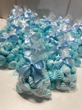 Lembrancinha de Suspiro azul com laço 30 UN - A Gleide Que Fez ...