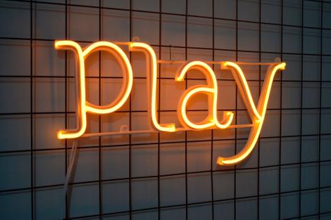 Luminária led neon - Play - com 3 efeitos de luz - Alpha7 neon ...