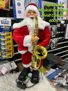 Papai Noel Gigante Musical Com Saxofone Bivot- 60Cm - princesa - Boneco ...