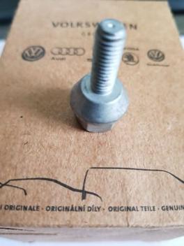 Parafuso Fixacao Polia Bomba Agua Amarok Jetta Wht001163b Vw ...
