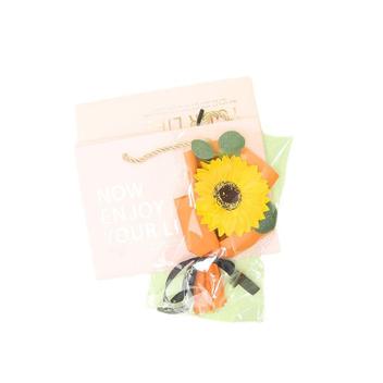 Presente Dia da Deusa - Pequeno Buquê com Girassol Laranja Seco - Buquê ...