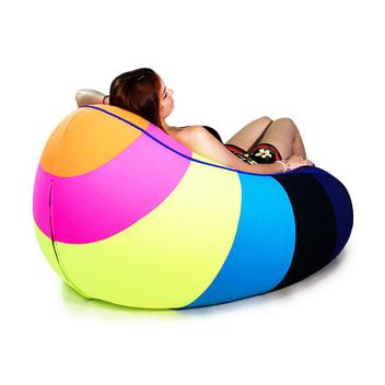 Puff sensorial Melissa macio se molda ao corpo colorido - Good Pufes ...