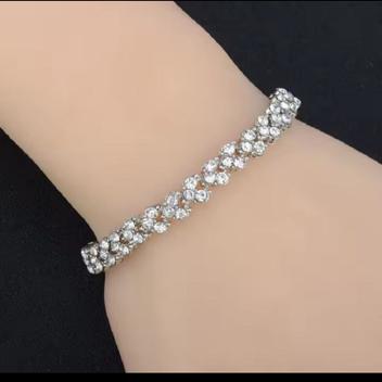 Pulseira Feminina Luxuosa em Prata com Zircônias Brilhantes Elegância e ...