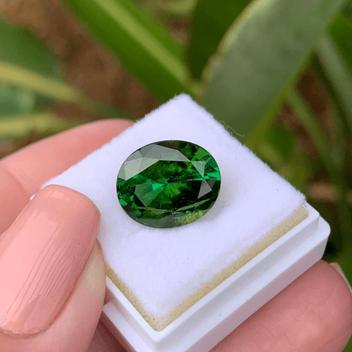 Turmalina Verde Oval 5,50ct - ENE2ESE - Pedras / Cristais Esotéricos ...