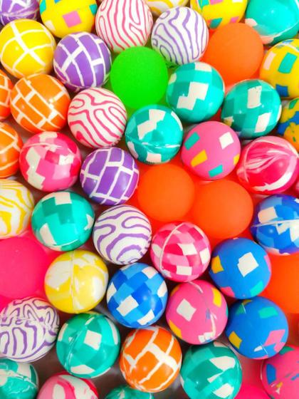 10 Bolinhas Pula-pula 27mm Festas Decoração cores variadas - OEA - Bola ...