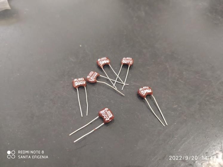 10x Capacitor Mica Prata 6,8pf/500v Tolerancia 0,5pf Icl - Capacitor ...