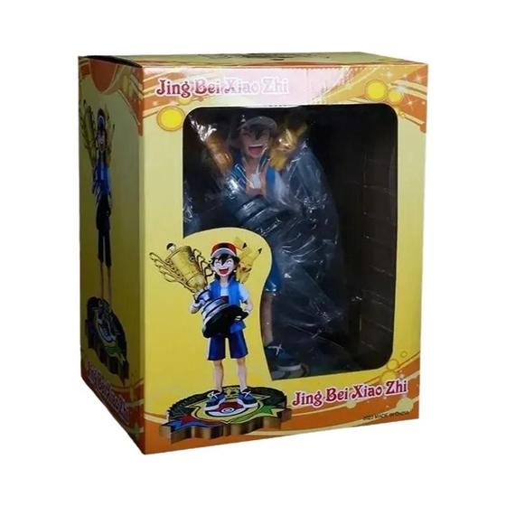 28cm Pokémon Pikachu Champion Ash Ketchum PVC Modelo Ornamento De Mesa ...
