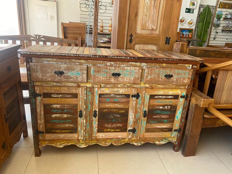 Arcais buffet em madeira de demolição com tinta - Casa da Arte Móveis ...