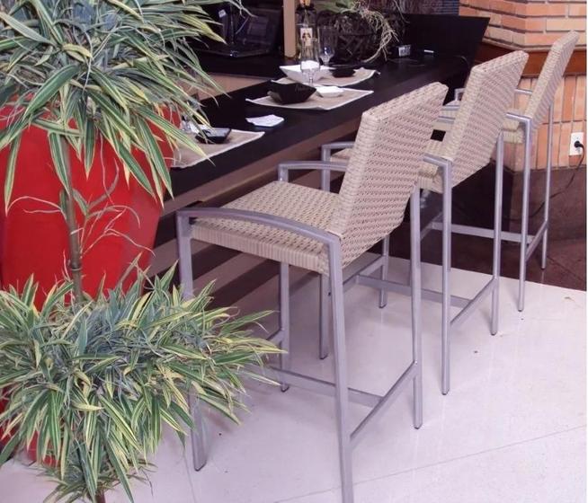 Banqueta Alta Com Encosto Aluminio E Vime Fibra Sintetica - Sarah ...