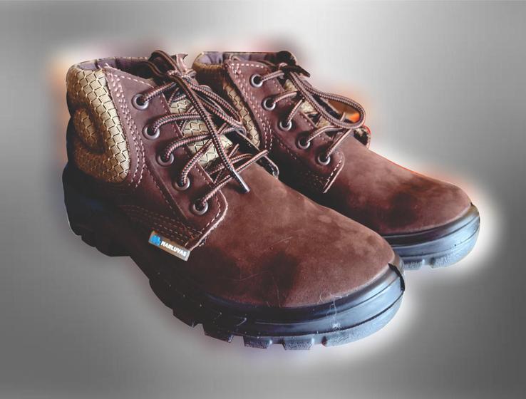 Bota de Segurança Marluvas Marrom com cadarço e bico de pvc - Bota de ...