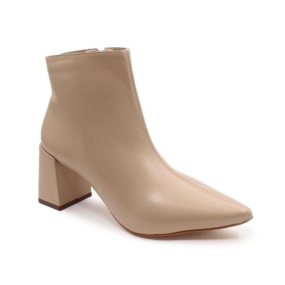 Bota Feminina Bege Cano Curto Salto Bloco Bico Fino - Lara Lua ...
