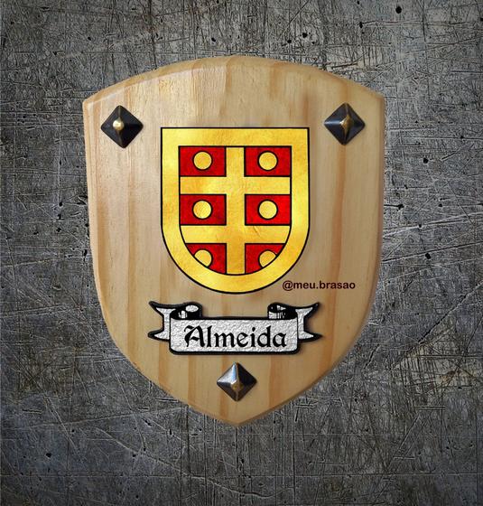 Brasão da família Almeida ( feito na madeira ) - @meu.brasao - Livros ...